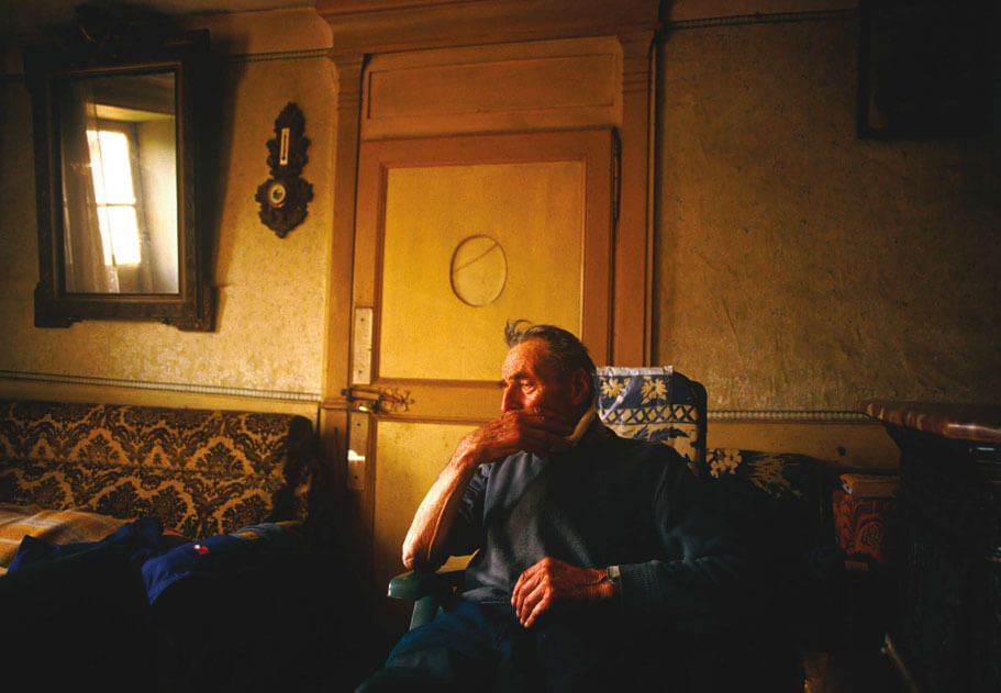 Why Loneliness is Bad for You - Community LIFE